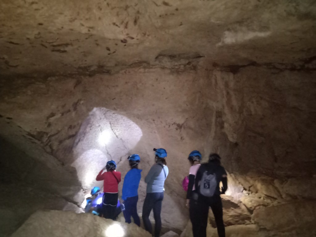 Potholing Aran Cave (Benguet, 🇵🇭) – No Juan Is An Island